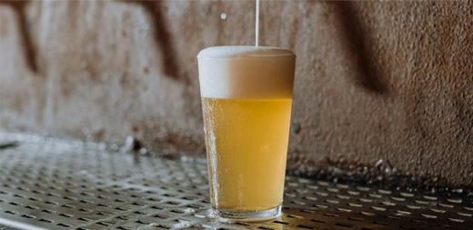 GUIDE COMPLET POUR BRASSER UNE WITBIER : ÉTAPES ET CONSEILS – MotlerHops